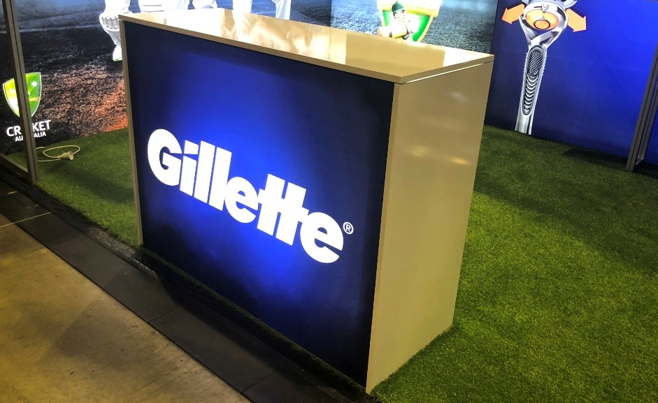 Exhibition and Shopping Centre Counter | Spyder Displays